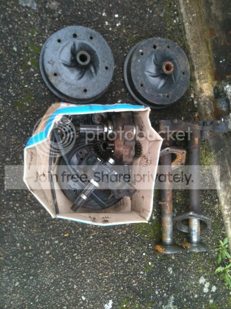 For Sale - 1967 split bus H Code gearbox and reduction boxes £60 ...