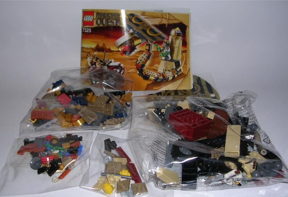 Lego's Pharaoh's Quest: Cursed Cobra Statue (#7325): figurefan ...