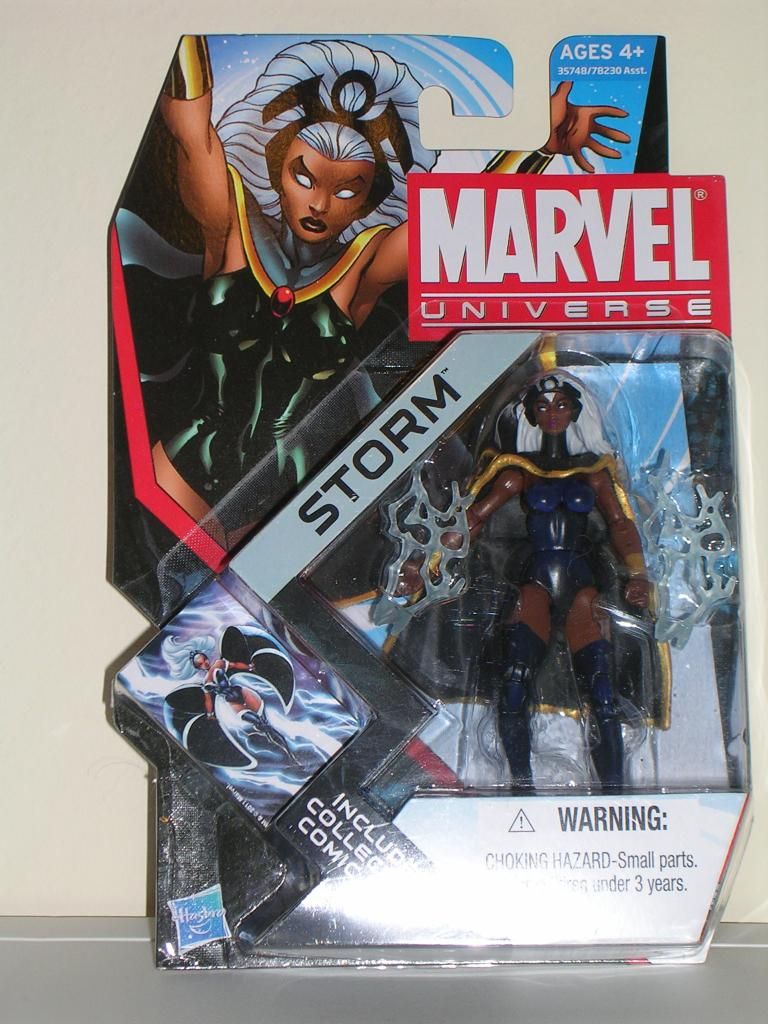 Marvel Universe: Storm by Hasbro | FigureFan Zero