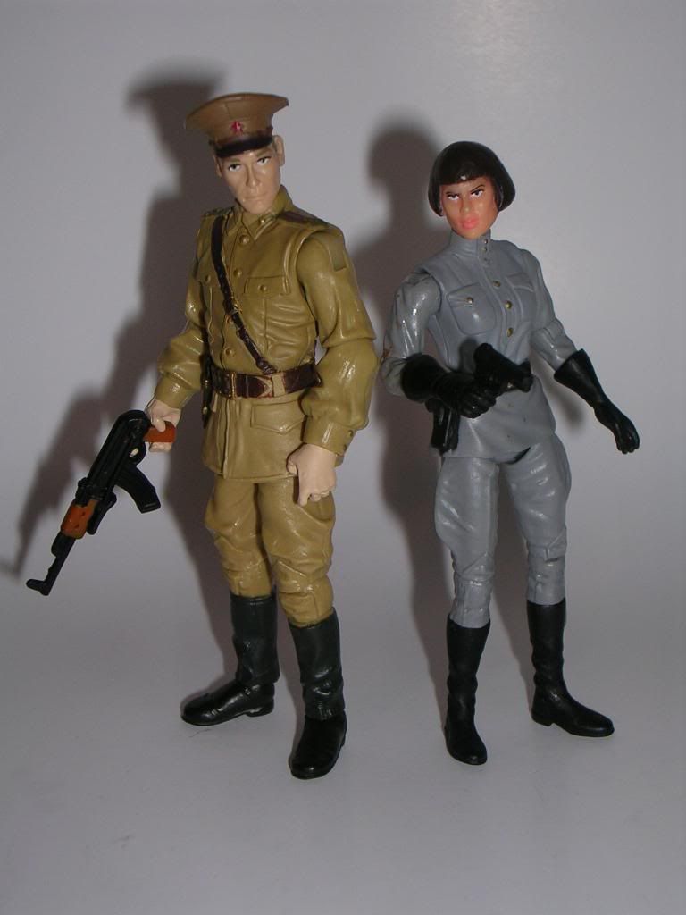 Indiana Jones: 3 3/4" Colonel Dovchenko and Irina Spalko by Hasbro: figurefan — LiveJournal