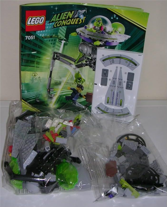 Lego Alien Conquest: Tripod Invader (#7051): figurefan — LiveJournal