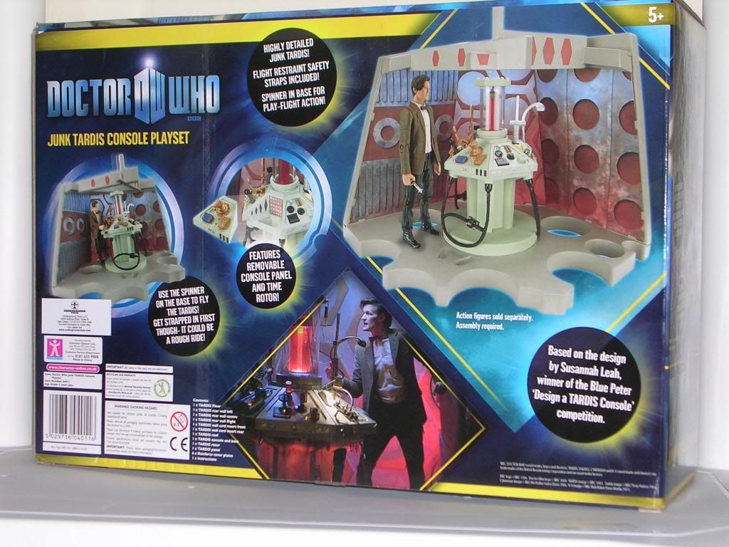Doctor Who: Junk TARDIS Playset by Character Options: figurefan ...